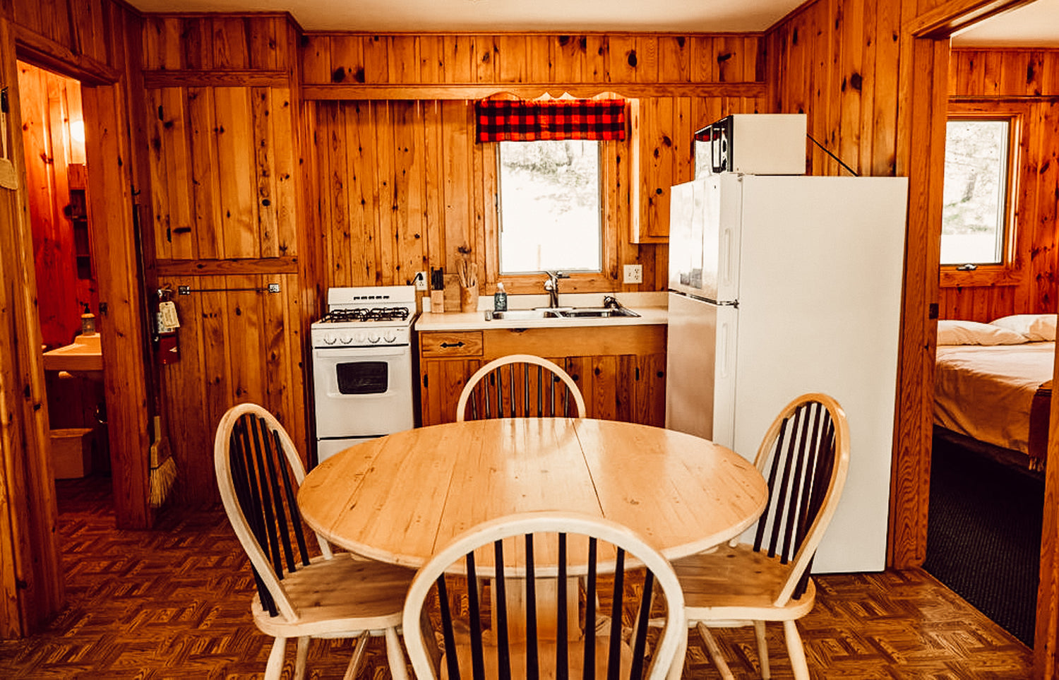 Cabin 8 | Hillside Cabin Rentals Minnesota - Two Inlets – Two Inlets Resort
