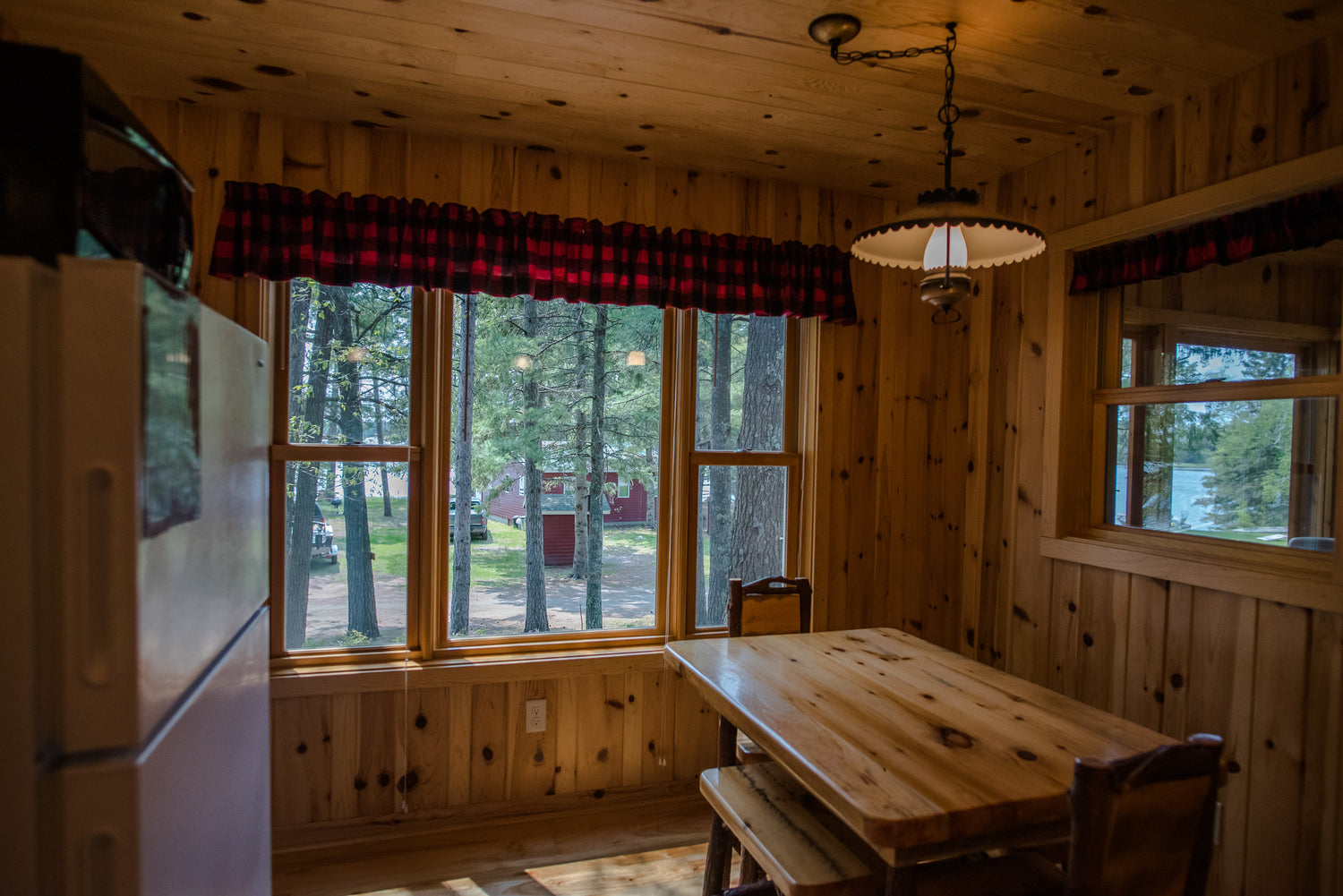 Cabin Tree Top | Minnesota Tree House Rentals - Two Inlets – Two Inlets ...
